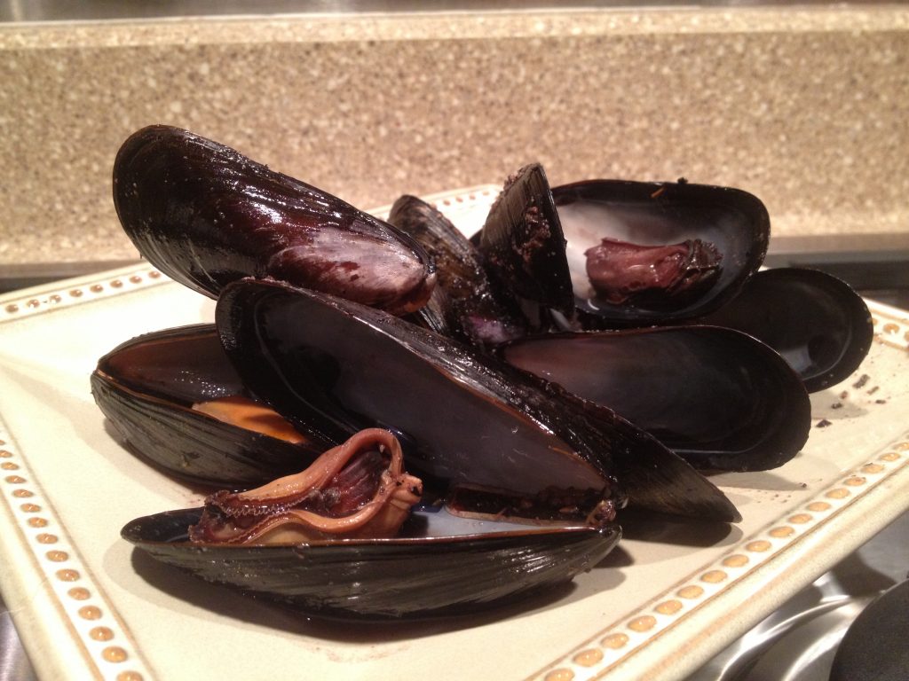 Awesome Mollusks - serves 4 - Mom's Gourmet