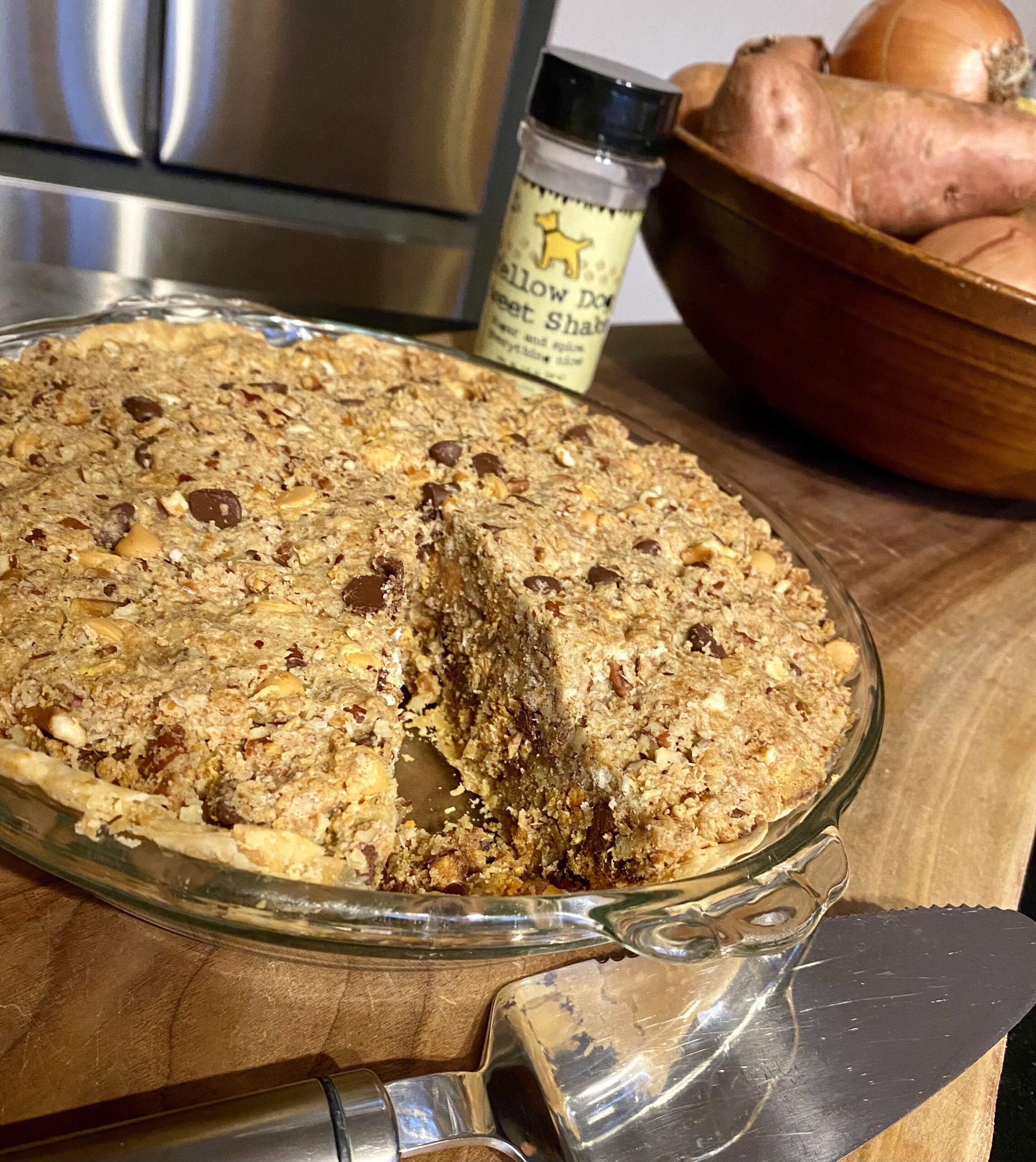 Coco's Kitchen Sink Pie - Mom's Gourmet